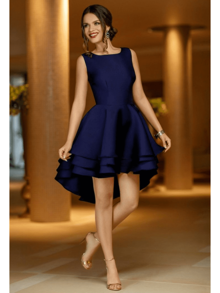 ¿Cómo Combinar Un Vestido Azul Marino? 10 Opciones increíbles