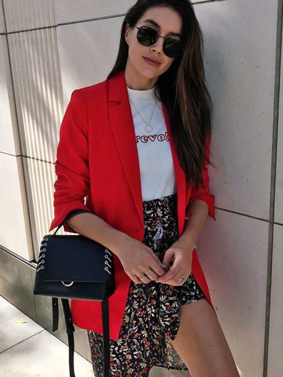 ¿Cómo Combinar Un Blazer Rojo? 8 opciones que puedes imitar