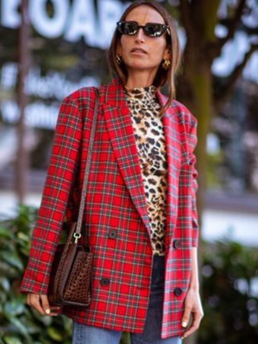 Guardarropa Básico Para Mujer De 50 Años - 9 Outfits Ùtiles