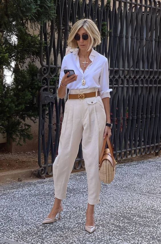 Aprende Estos 4 Secretos Para Saber Cómo Vestir A Los 50 Años Para Verse Más Joven - Esmilna ...